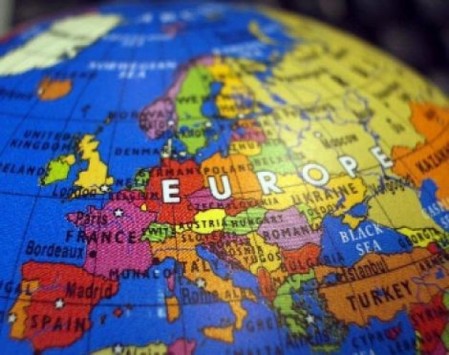 ΔΕΙΤΕ ΕΝΑ ΒΙΝΤΕΟ ΓΙΑ ΤΟ ΠΩΣ ΑΛΛΑΖΟΥΝ ΤΑ ΣΥΝΟΡΑ ΤΗΣ ΕΥΡΩΠΗΣ ...