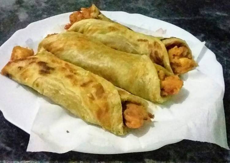 Zinger Paratha Roll