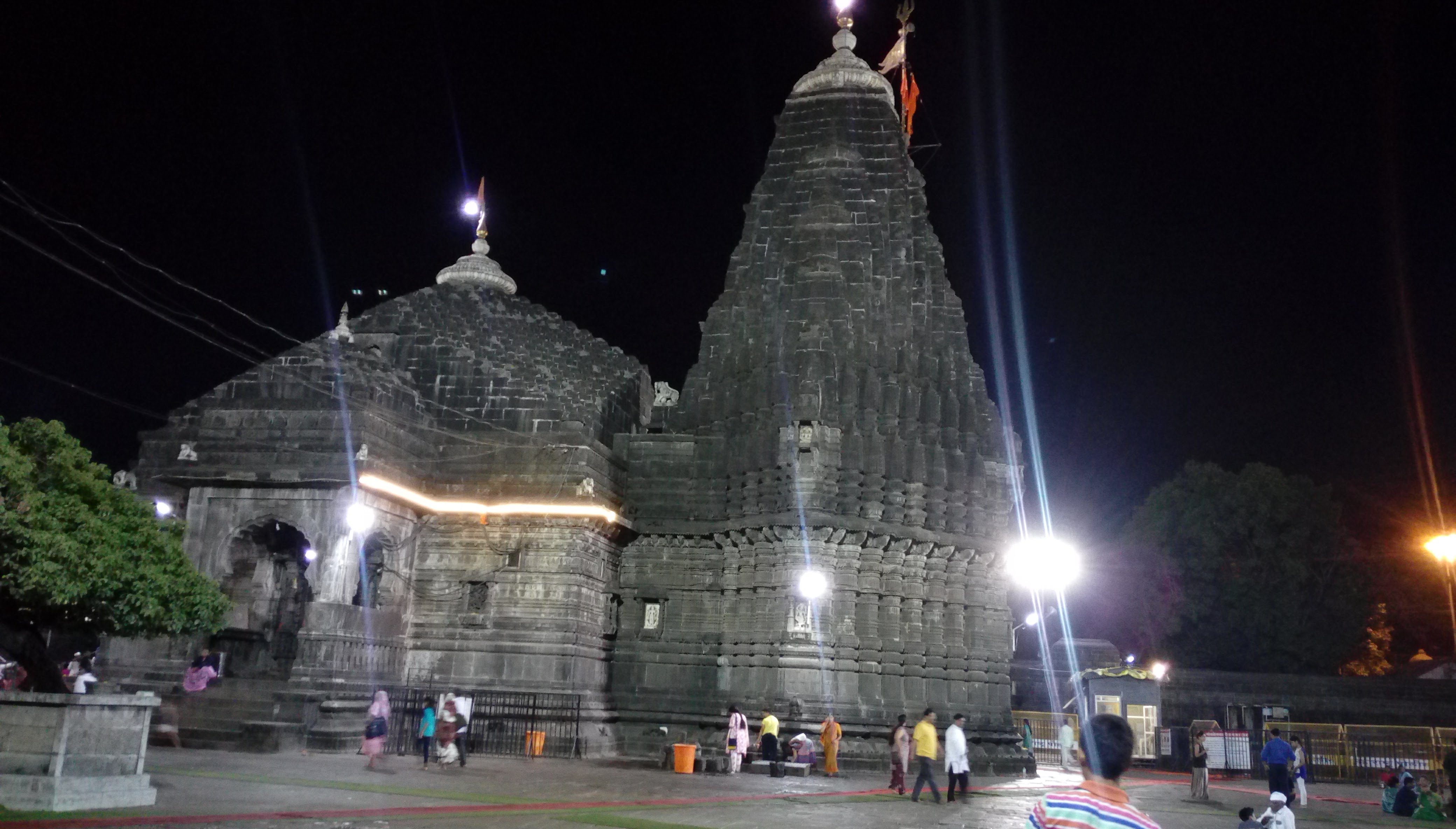 Trimbakeshwar Jyotirlinga Temple @ Trimbak (Maharashtra)