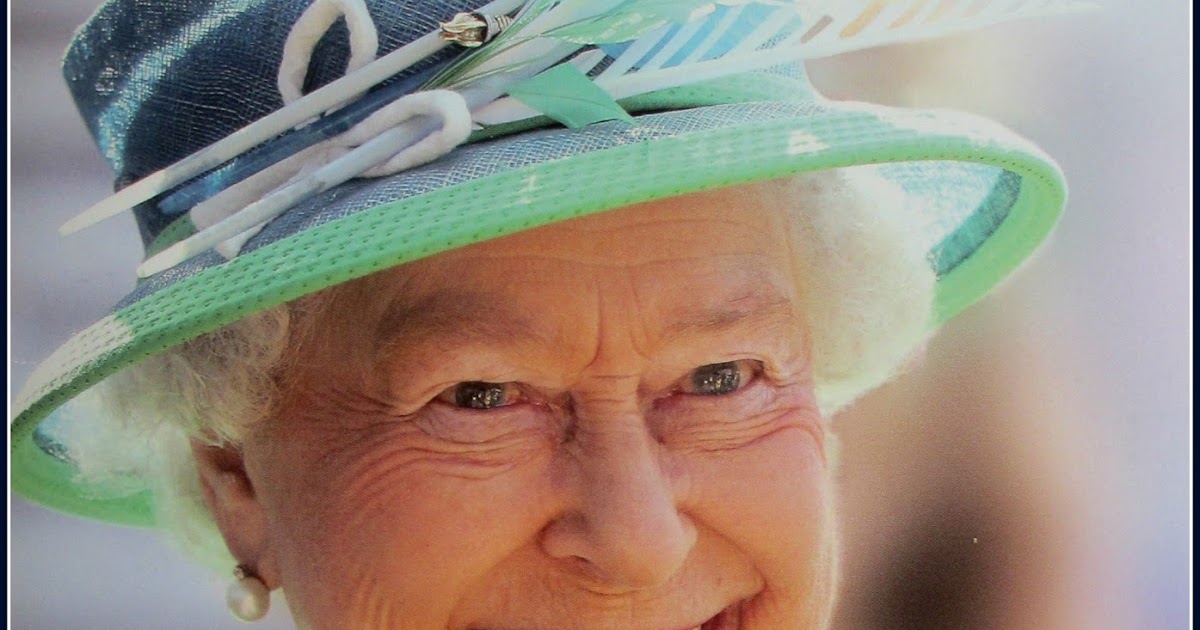 Ivy, Phyllis and Me!: 100 YEARS OLD ~ BIRTHDAY CARD FROM QUEEN ELIZABETH II