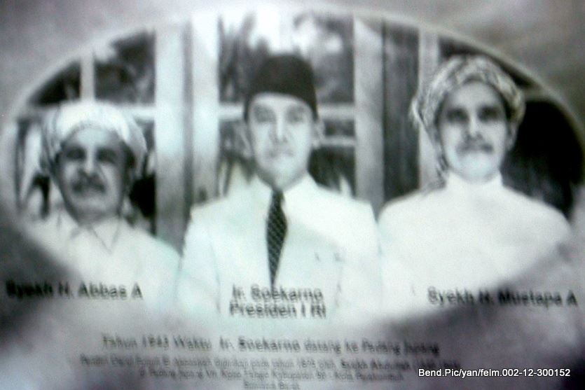 PADAMU NEGERIKU: Panca Sila dan Kopia BeKa. (Bung Karno)