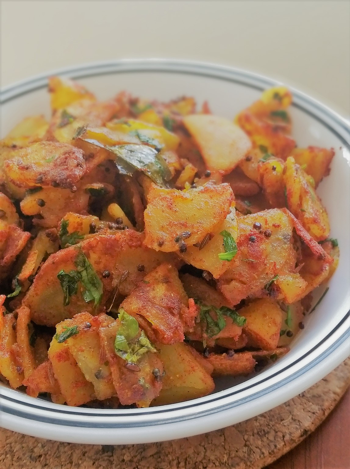 Desicurryworld: Potato fry | Potato kachrya | Aloo fry recipe
