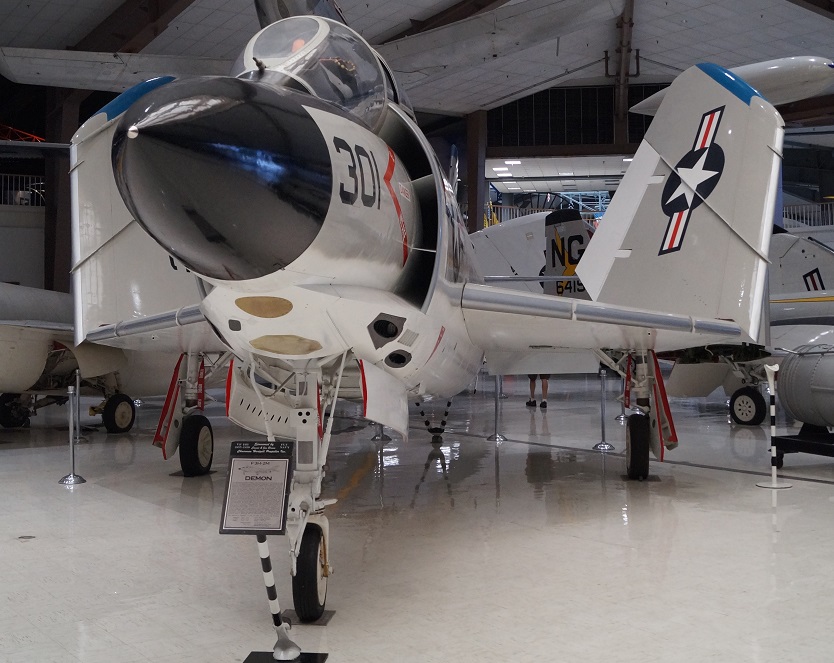 Plastic Models on the Internet: Aircraft walkaround vol.82: McDonnell ...