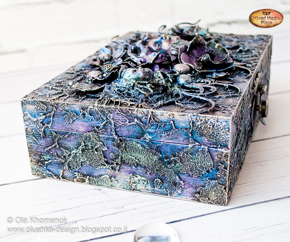 Mixed Media Place: Altered box by Ola Khomenok