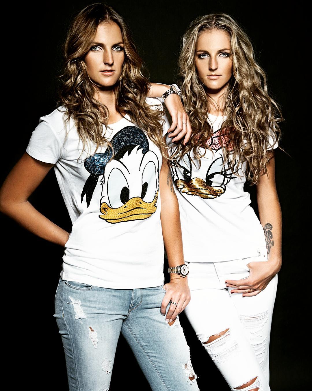 Tennis Central Wta Karolina And Kristyna Pliskova Photoshoot
