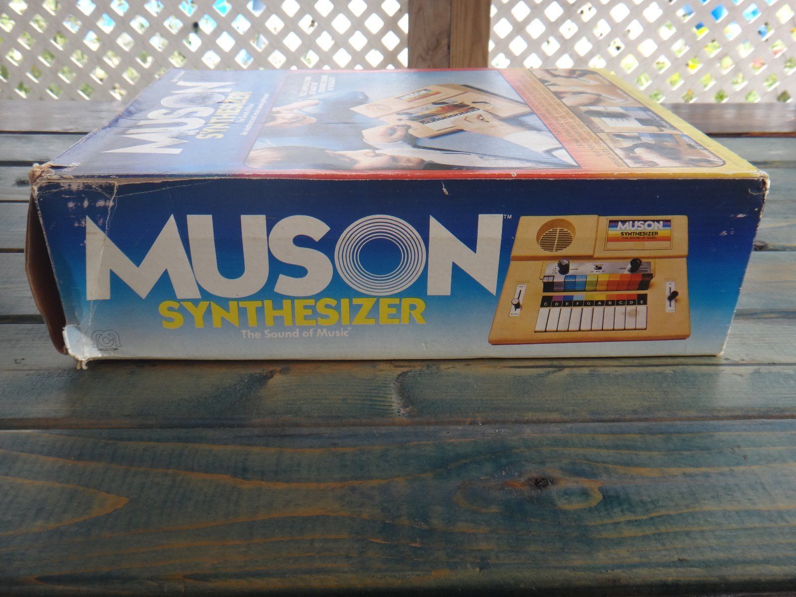 MATRIXSYNTH: Vintage 1978 Muson Synthesizer by Mego Corp. in the ...