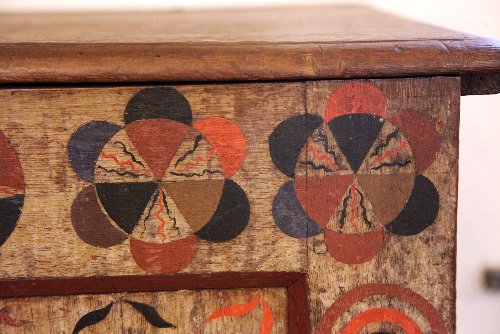 Getting Stitched on the Farm: Polychrome Hadley Chests