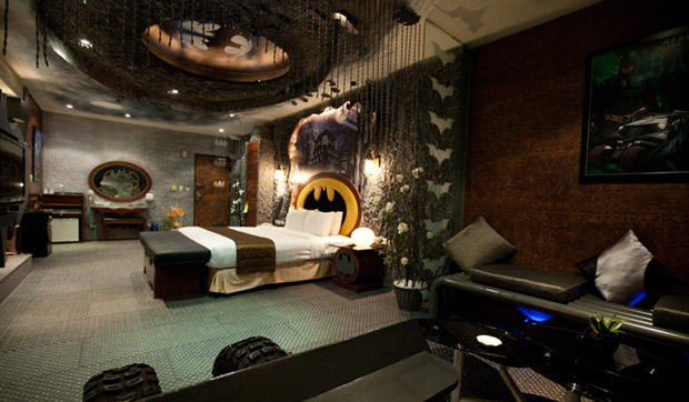 Suíte de motel é inspirada no Batman | Dando Pitacos