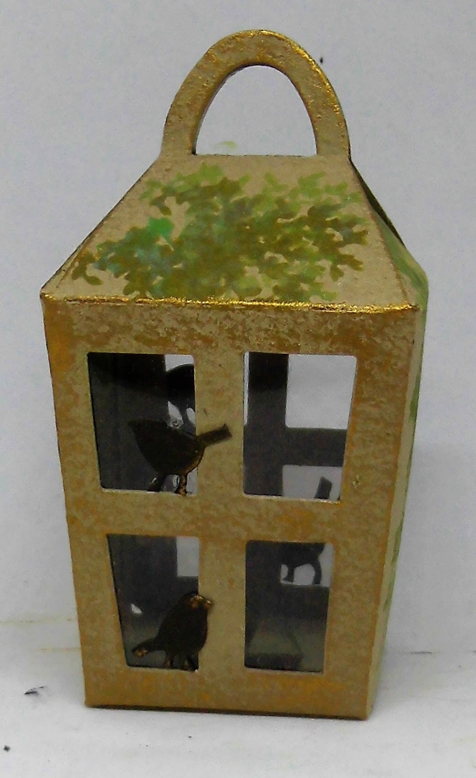 Sarah's Craft Shed: Decorated Lantern Box