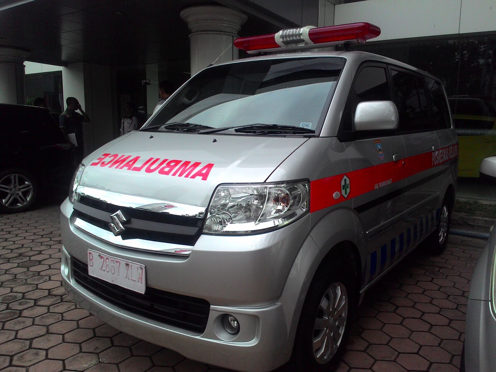 MOBIL SUZUKI PADANG: SUZUKI APV AMBULANCE PADANG