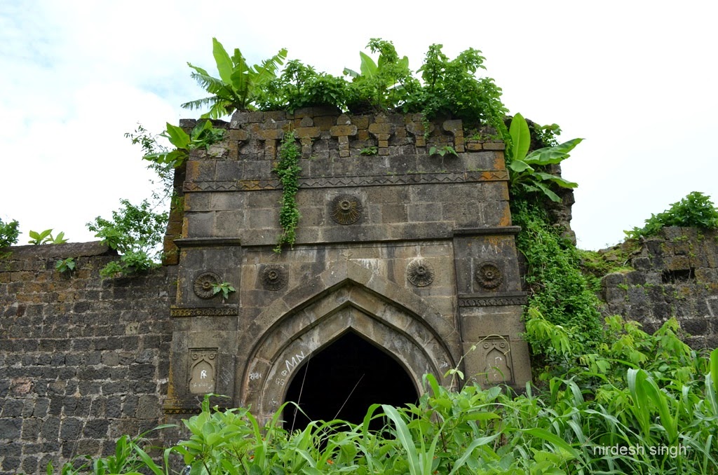 Just Tripping!: Narnala Fort - The Satpura Surprise