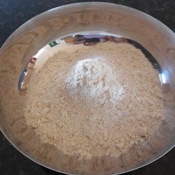 Puri ~ Puffed Fried Indian Whole Wheat Bread ~ With Stepwise Pictures ...