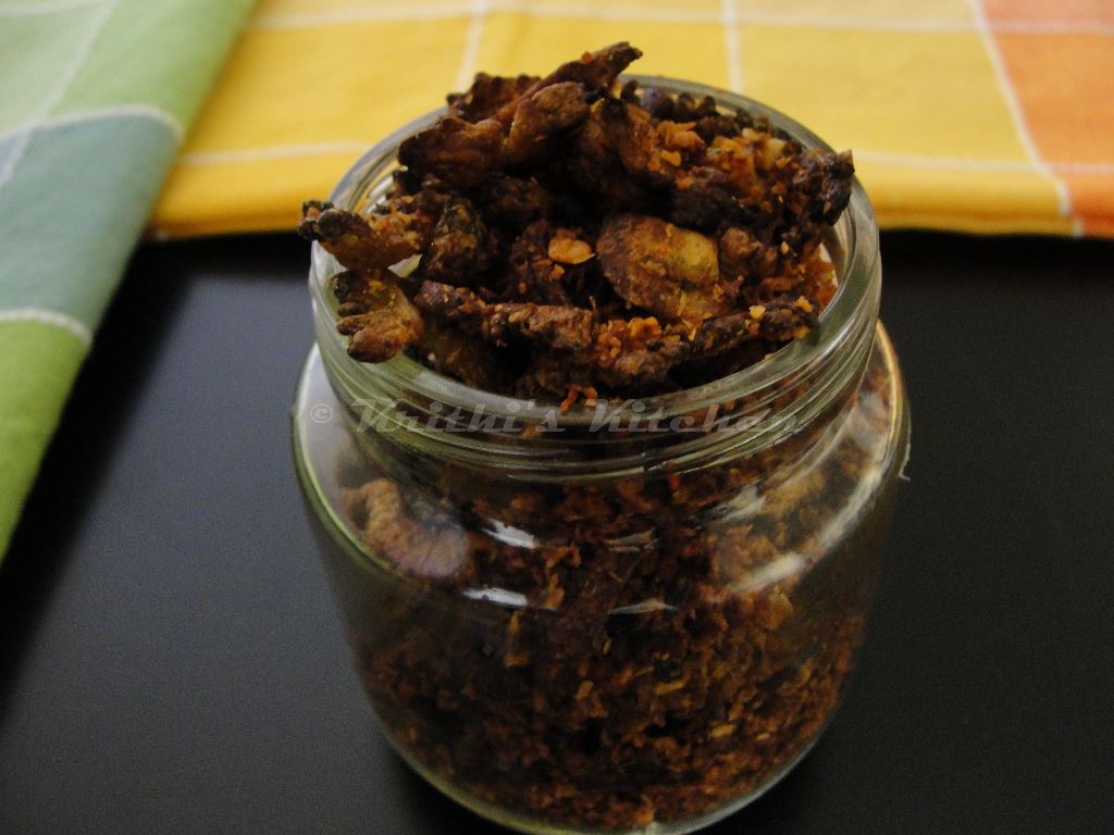 Krithi's Kitchen: Pavakkai Podi / Bitter gourd Spice Powder for Rice