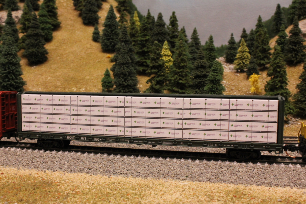 N Scale Addiction: Lumber & Gypsum Loads