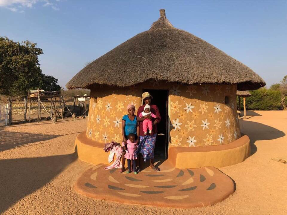 Sophie Mbeyu Blog: Huts designed by the women of Matobo in the ...