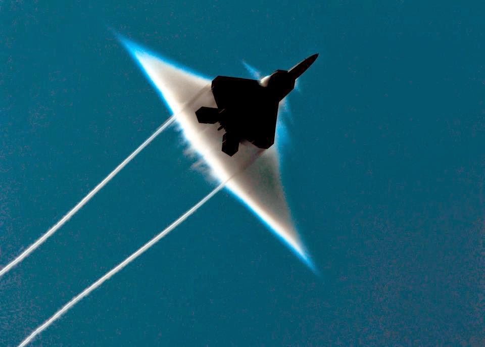 F 22 Raptor breaking the sound barrier