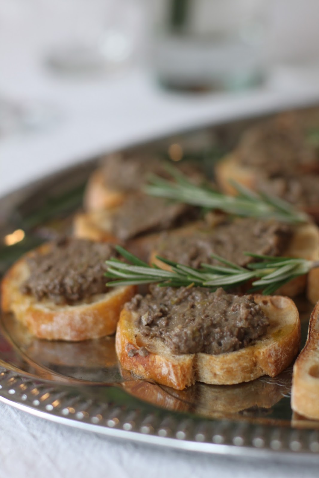 Buona Domenica: Fegatini di pollo Toscani- Tuscan pate spread