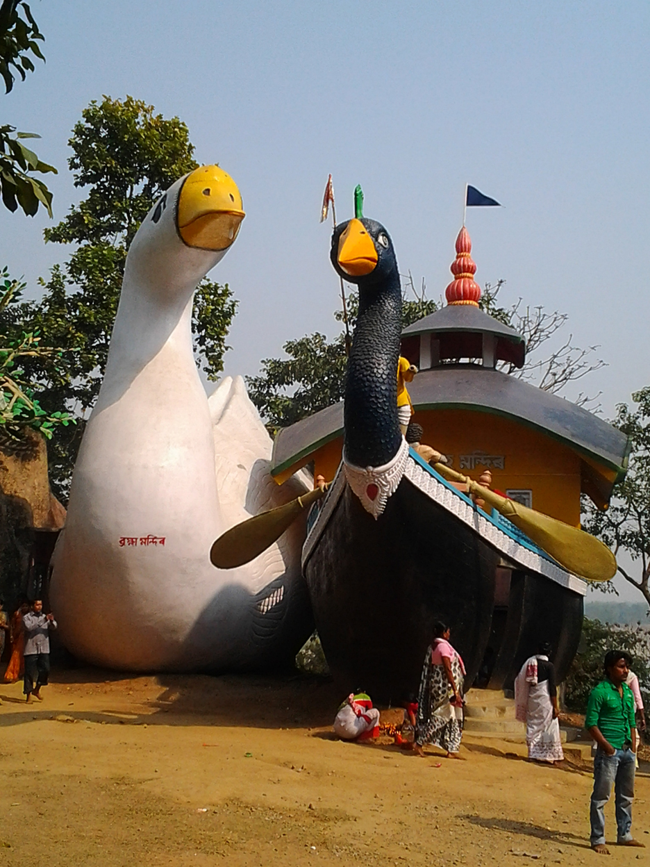 PICTURE IN MAHAMAYA TEMPLE IN DHUBRI DISTRICT, ASSAM. FOTO: EPS ...