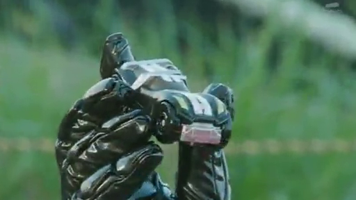 Kamen Rider Episode 5 Clip: Shift Car Wild Arrives! - JEFusion