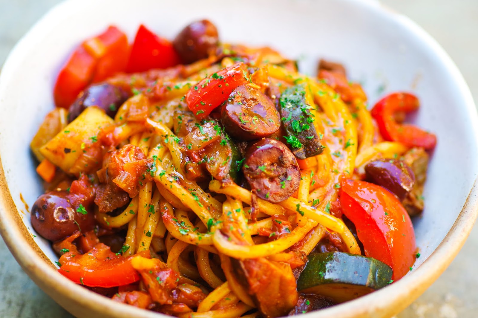 Mediterranean Olive & Pepper Spaghetti |Euphoric Vegan