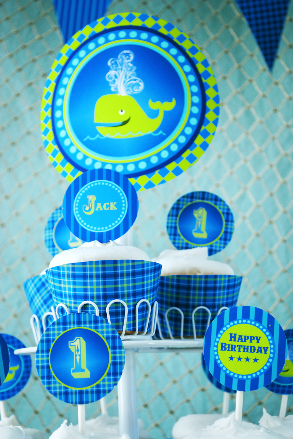Kara's Party Ideas Little Squirt Whale Party + Party Giveaway! | Kara's ...