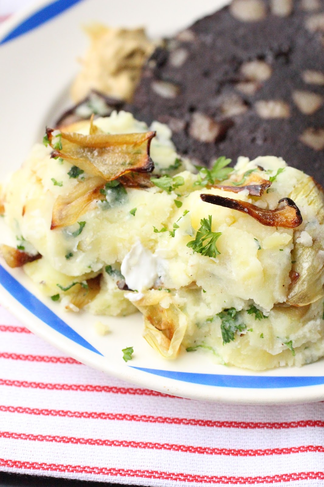 Un peu gay dans les coings...: Stoemp aux oignons caramélisés et au ...