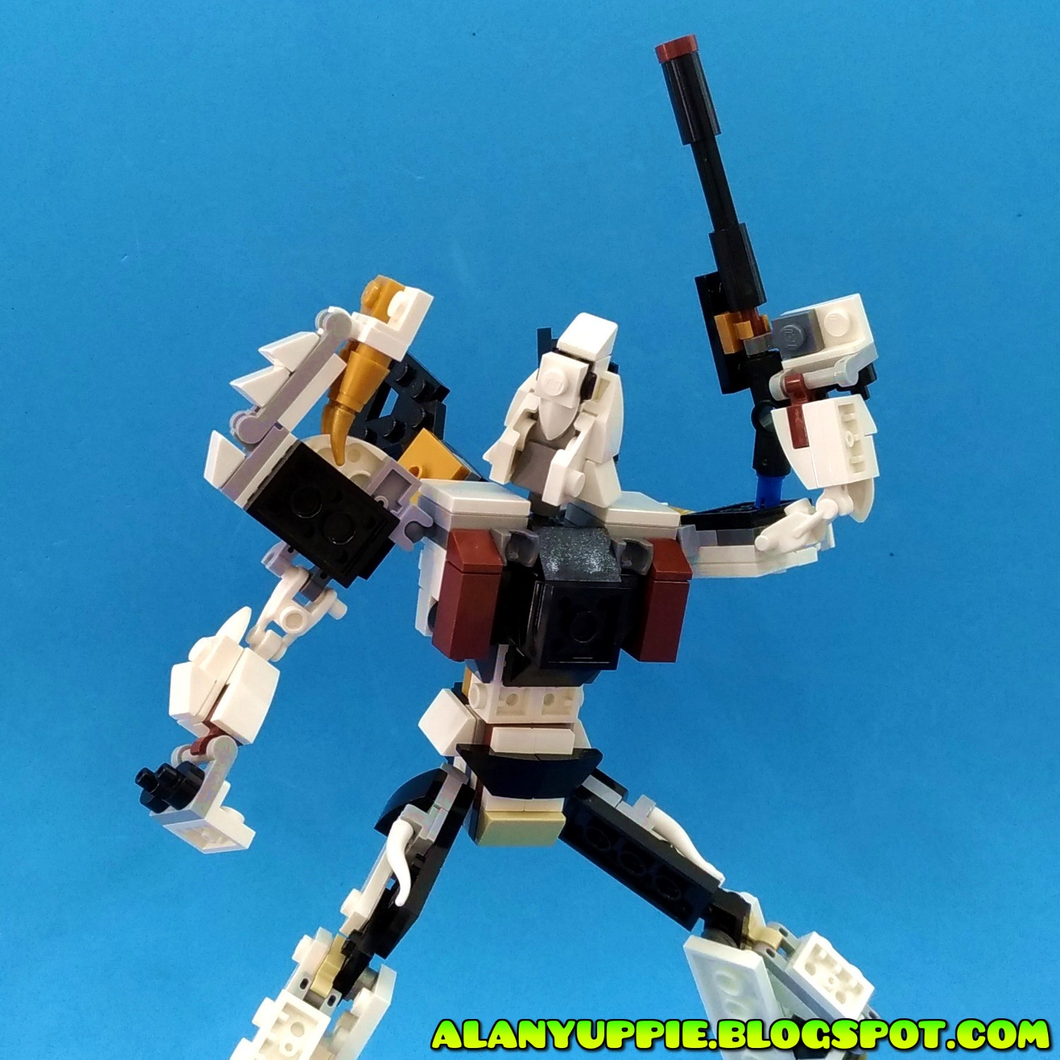 Alanyuppie's LEGO Transformers: Video Tutorial: Transformer White Lion ...