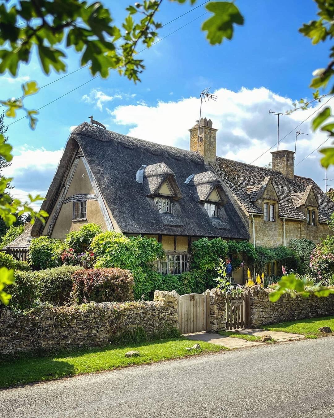 The Cotswolds National Landscape Summer staycation | Melody Jacob