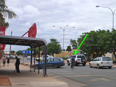 Bicycle Perth: How to use an Australian roundabout