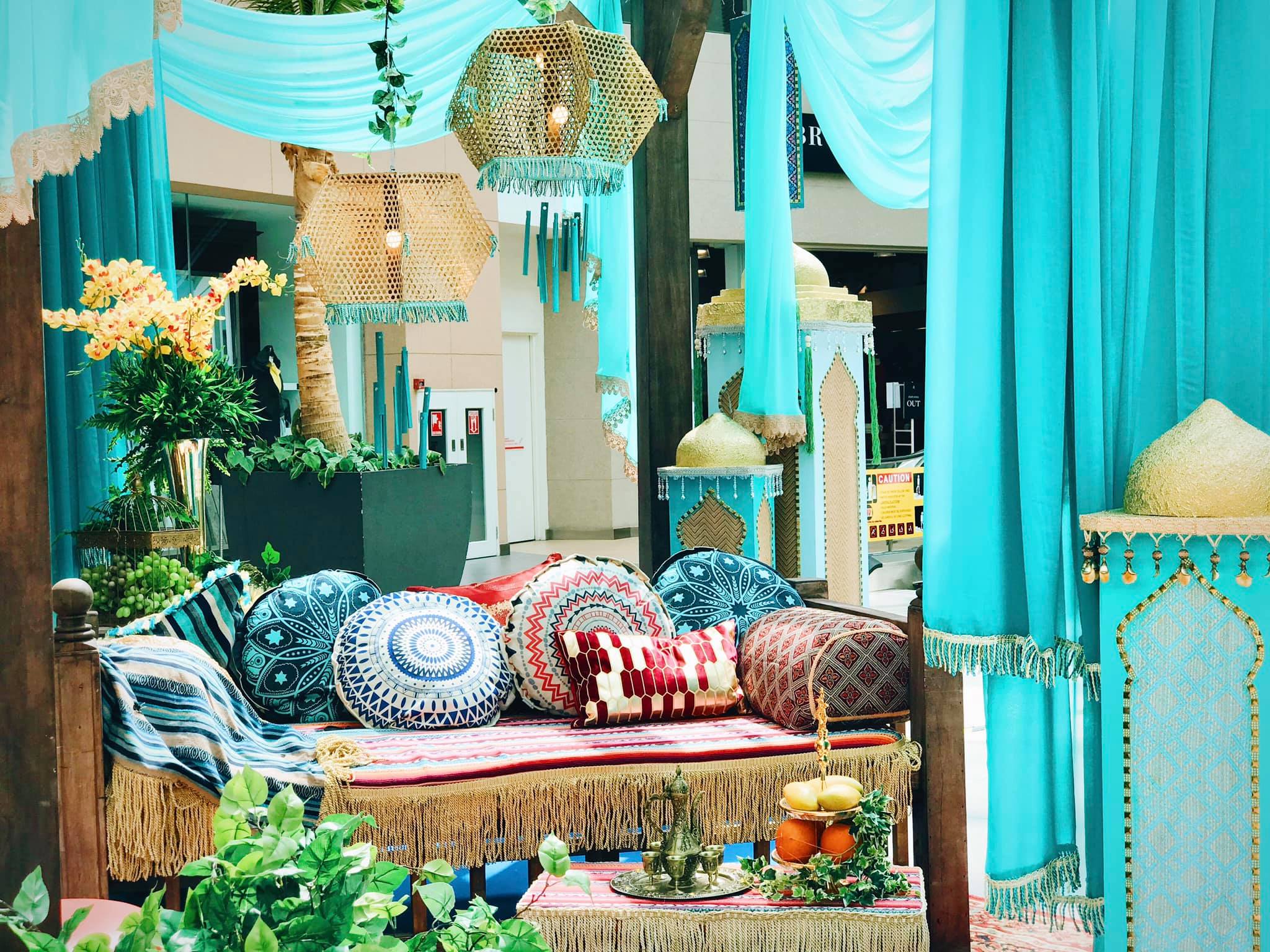 10 Deko Raya Shopping Mall Utama Malaysia 2021, Meriah Bak Ang!