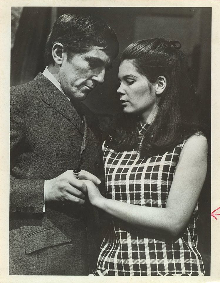 Shadows on the Wall: An Online Dark Shadows Fanzine: 1968: Barnabas and ...