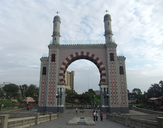 LUGARES TURÍSTICOS EN PERÚ: PARQUE DE LA AMISTAD (SURCO)