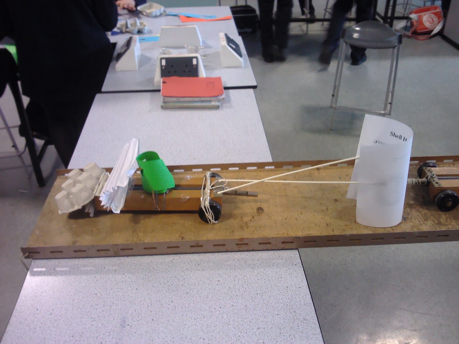 Physics Ideas: Crash test eggies