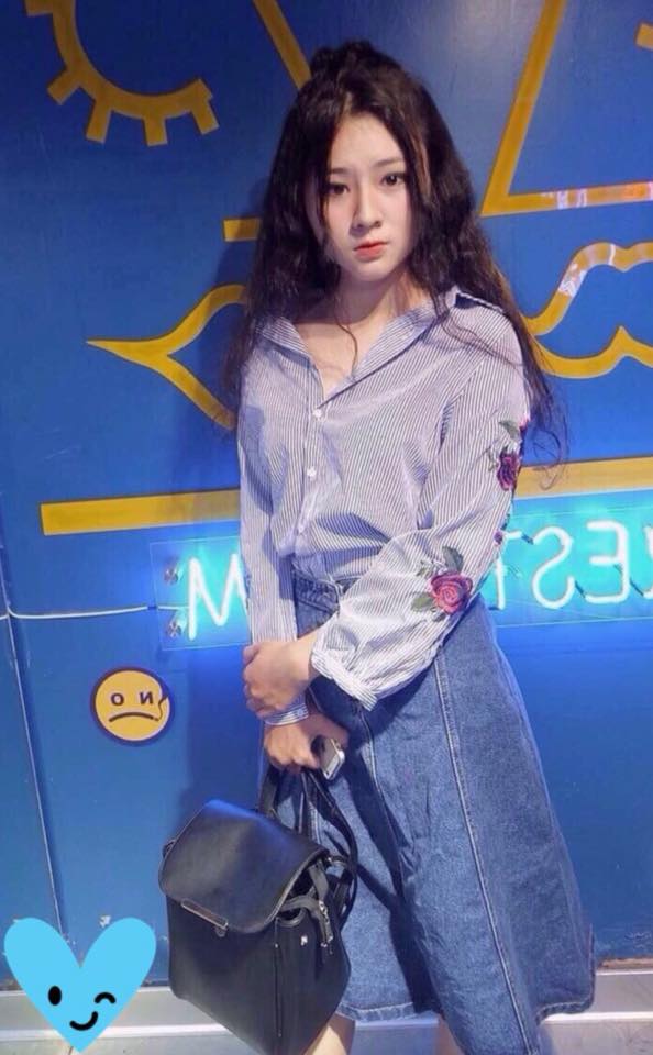 Josie Nguyễn Hân - A girl should be like a butterfly,pretty to see but ...