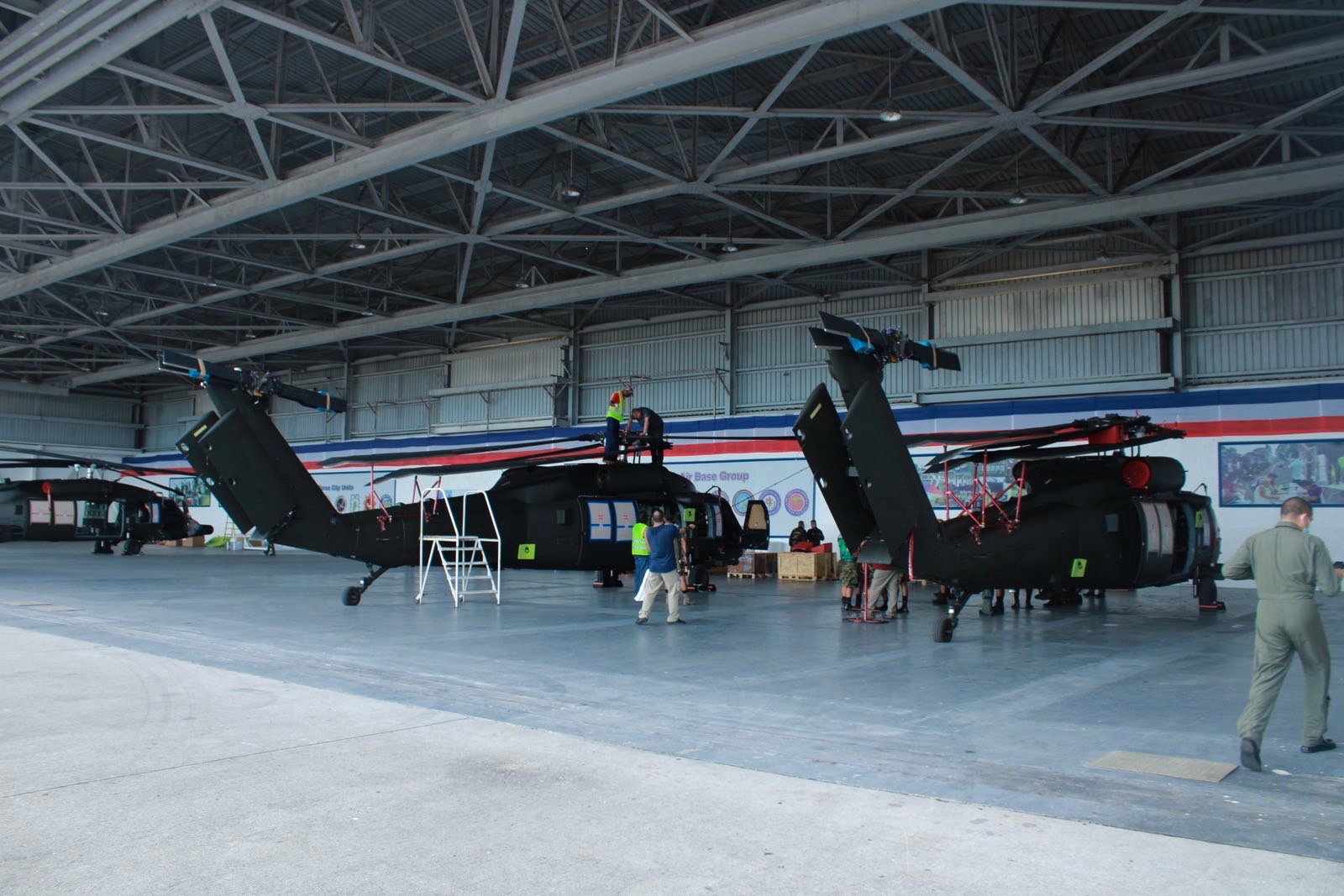 DEFENSE STUDIES: Philippine Air Force Grounds Black Hawks after Wednesday Night Mishap