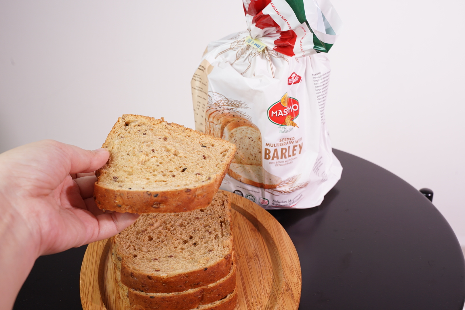 Betty's Journey: Massimo introduces Limited Edition Artisanal Seeded ...
