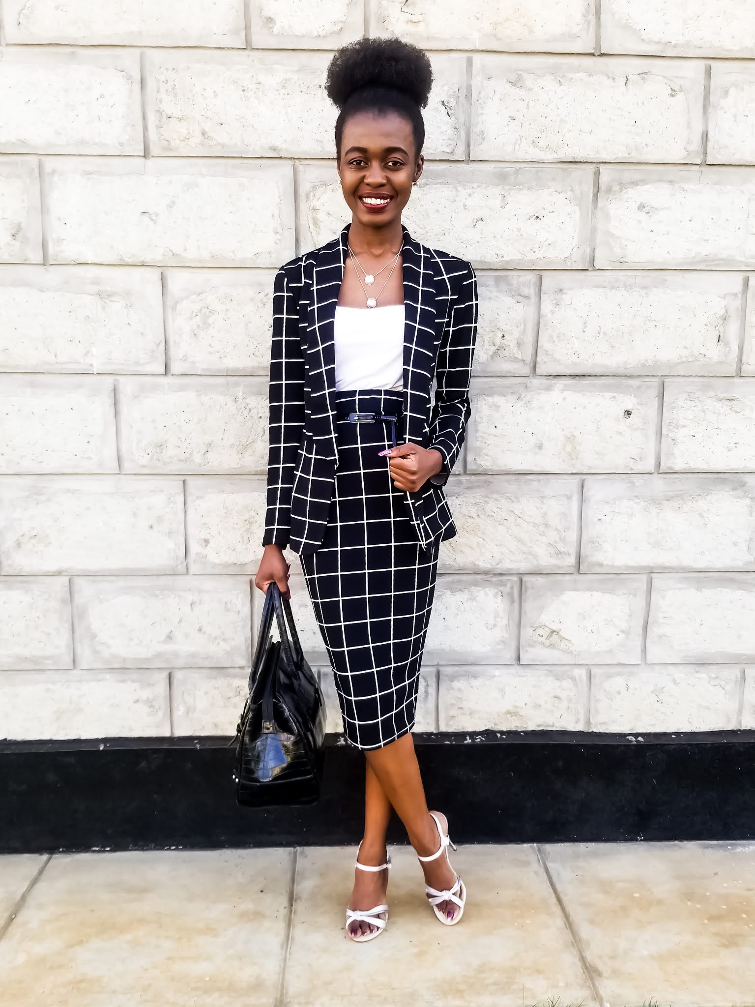 What To Wear To A Job Interview- A Skirt Suit