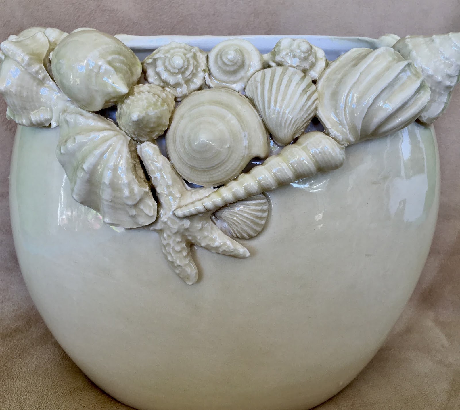 Summerland Cottage Studio: Tone on tone cream colored ceramic creations.