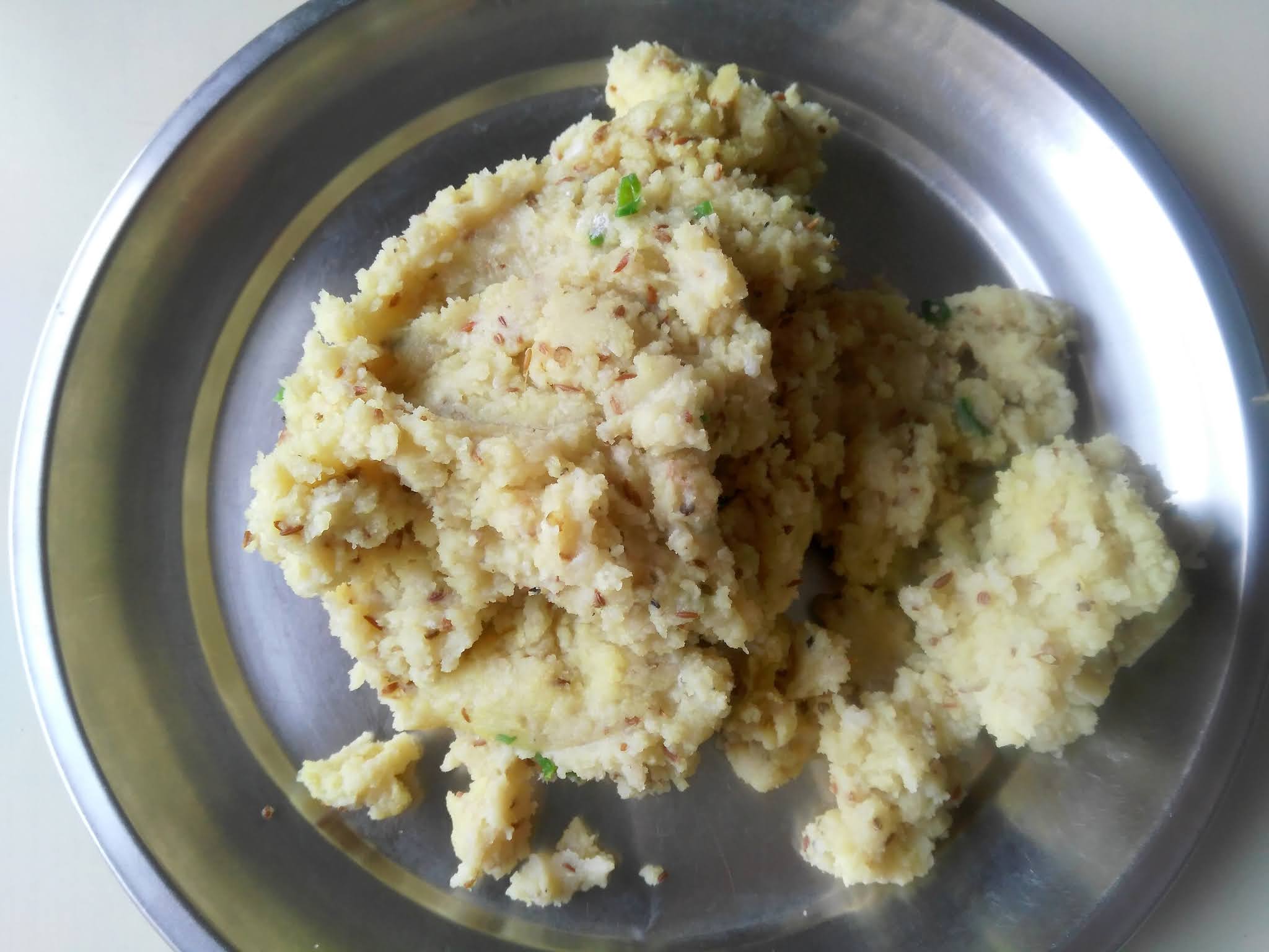 Annapurna: Gujarati Rice Khichu / Papdi No Lot Recipe