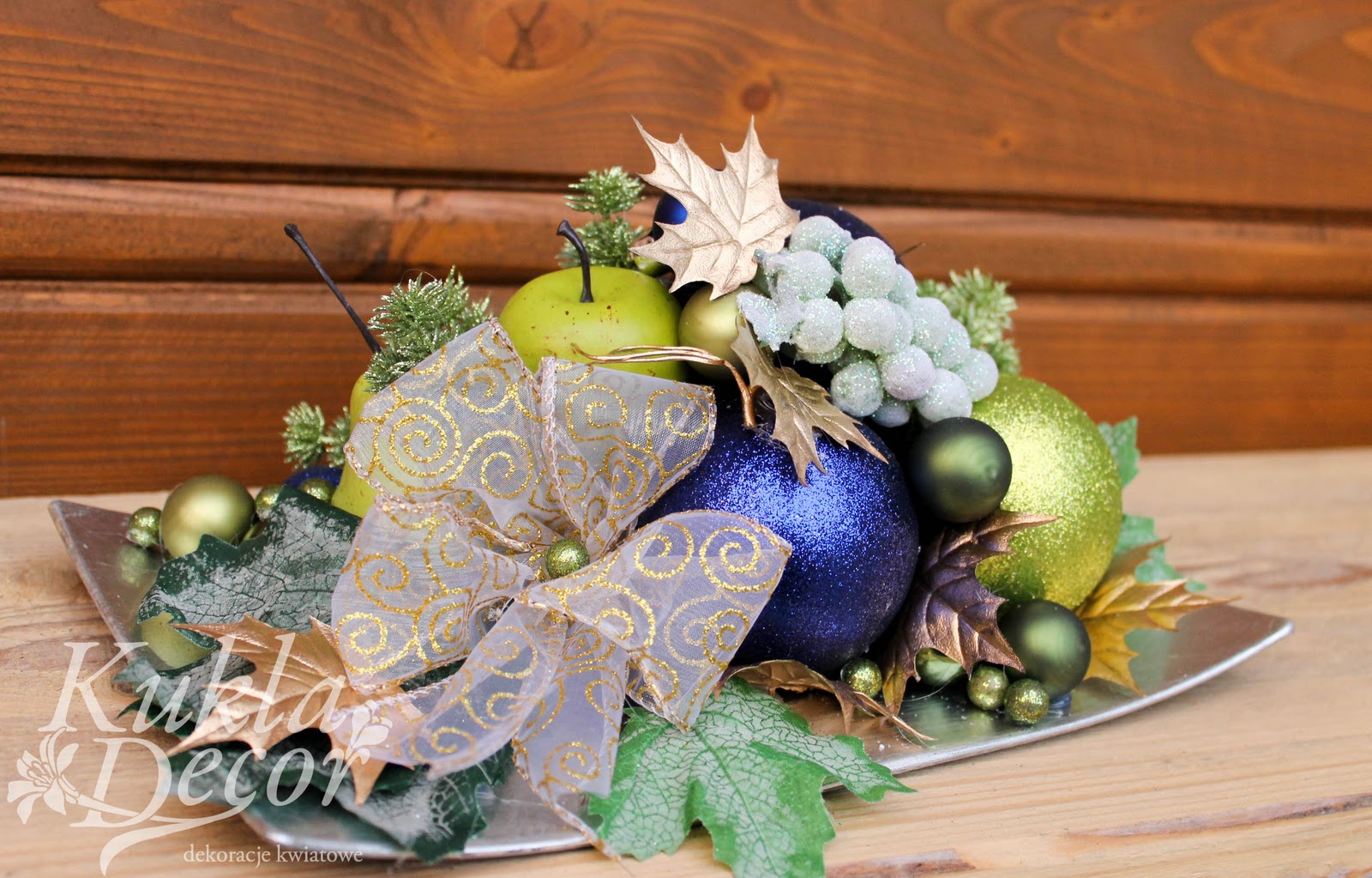 Eleganckie stroiki bożonarodzeniowe