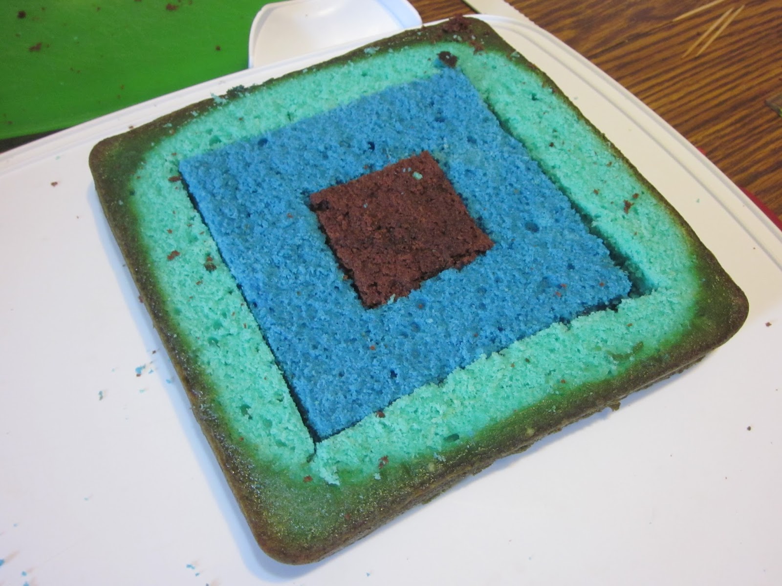 Sugar On The Brain: Minecraft Diamond Block Cake