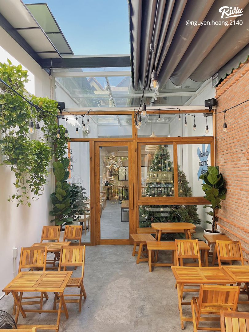 Infact Coffee Saigon - 28 Đinh Tiên Hoàng, phường Đa Kao, Quận 1