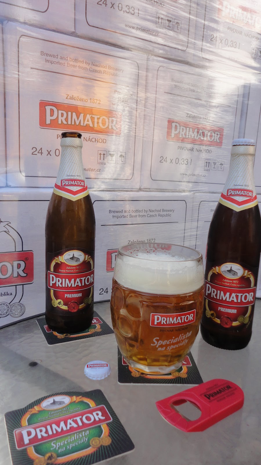 Primator: Cerveza Checa de 10.5%, 7.0%, 5.0% El único schop lager ...