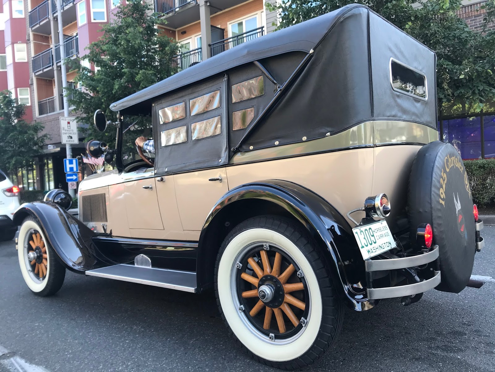 Seattle's Old Cars: 1925 Chrysler B70