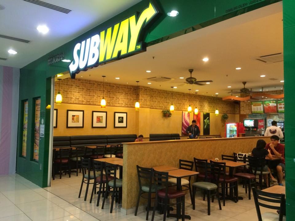 Fast Food Restaurant's in Gurney Plaza Penang Mall: Subway