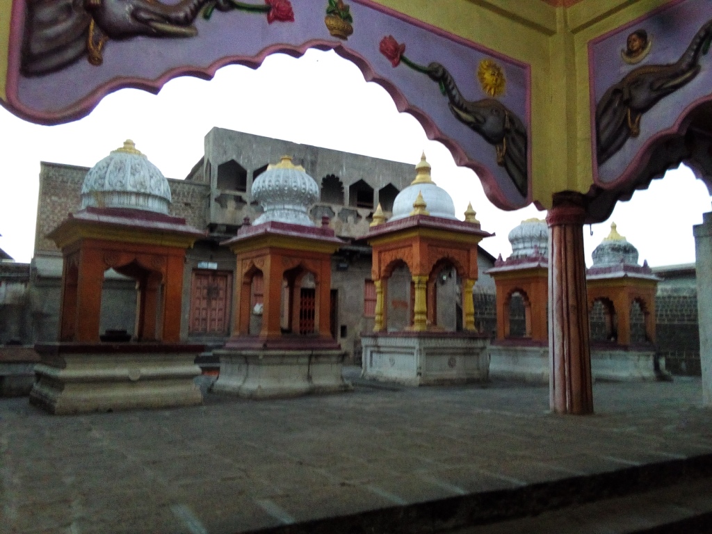 Hindu Temples of India: Dattatreya Temple, Mahur, Maharashtra
