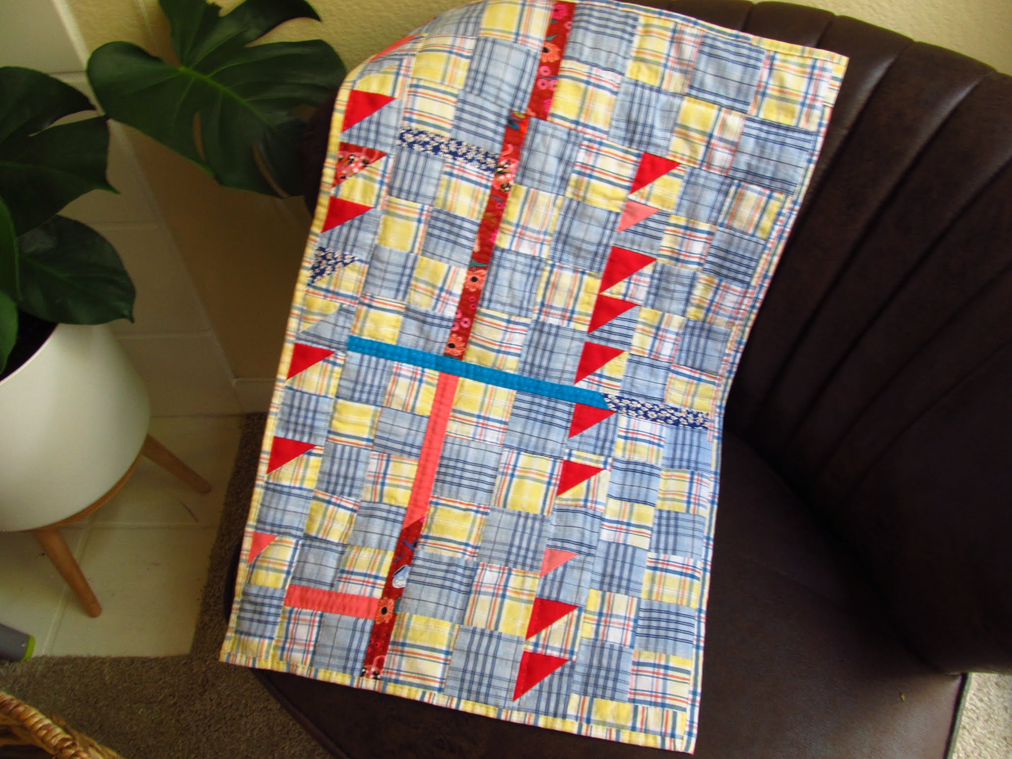 AHIQ: Improvisational Utility Quilts: Improv Quilt Featuring Triangles ...