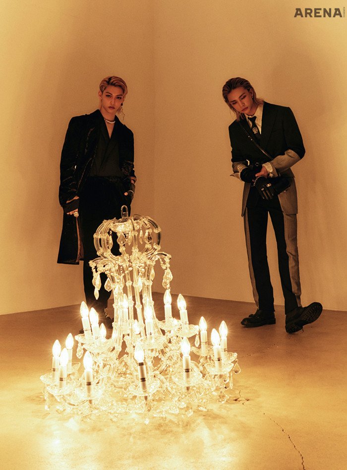 Bibi Leitura : Stray Kids Hyunjin Felix Arena Homme