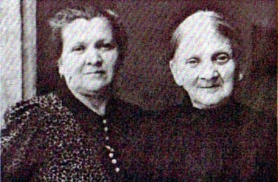 Schug R Snapp: August 2012