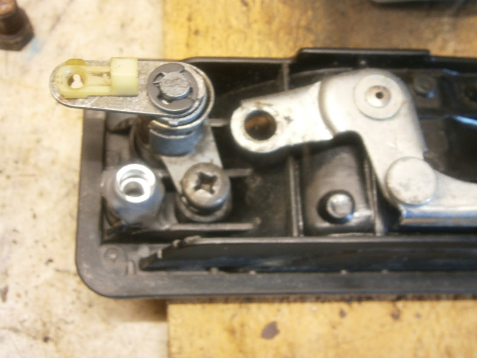 Lotus Excel Restoration: Passenger's door handle.